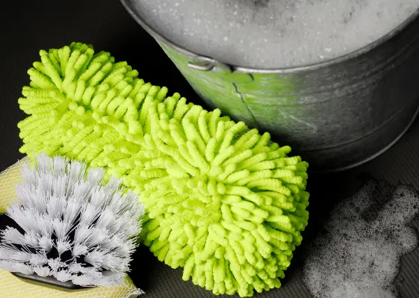 How to Clean a Knee Brace: An Easy Helpful Guide